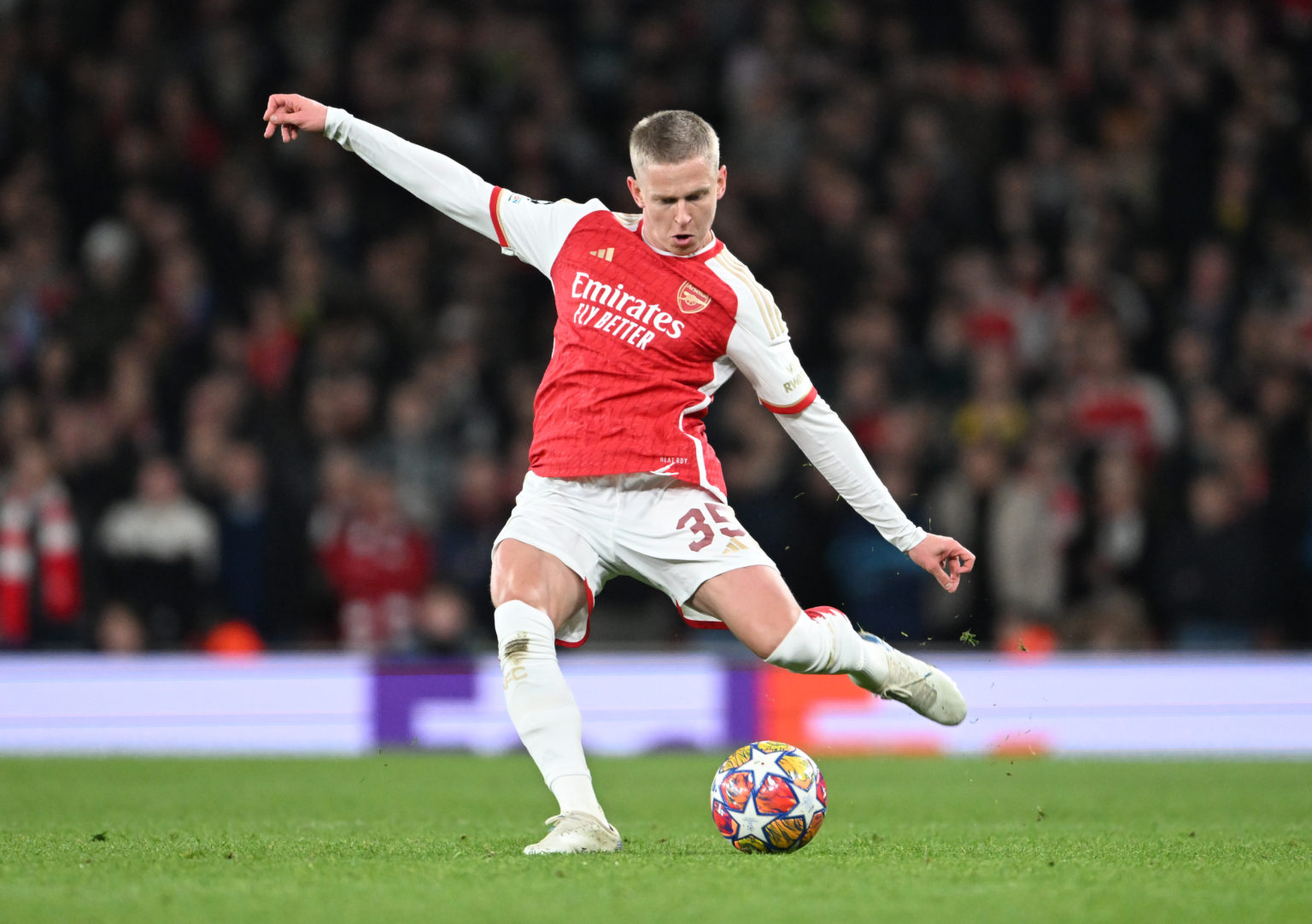 One surprise Arsenal star spotted giving 'instructions' to Oleksandr ...