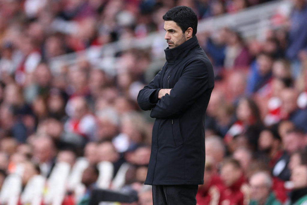 Arsenal fans destroyed for 'embarrassing' moment as title hopes dented ...