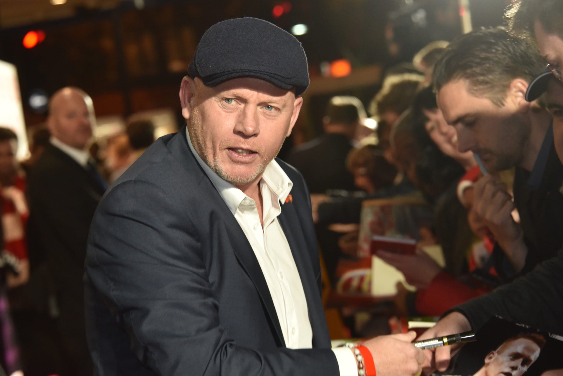 Arsenal legend now responds after he 'upset' Tottenham fans as video ...