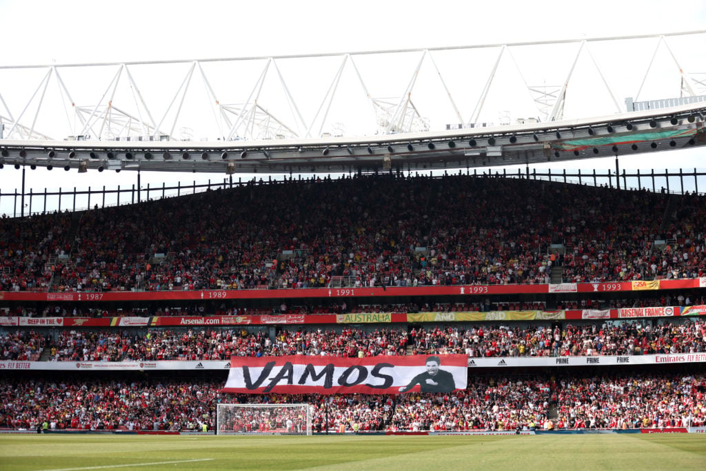 Arsenal may have cunning plan to increase capacity of Emirates Stadium ...