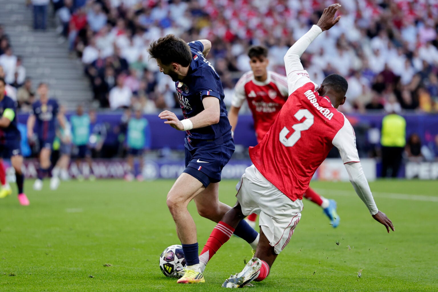 Martin Keown says one Arsenal player deserves huge credit despite ...